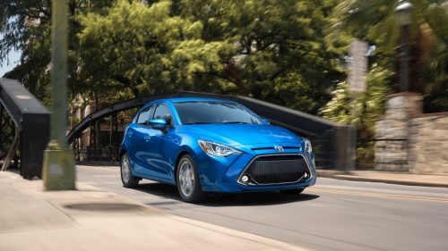 Mengapa Toyota Menggunakan Model Mazda 2 Sebagai Model Yaris Di Amerika ...